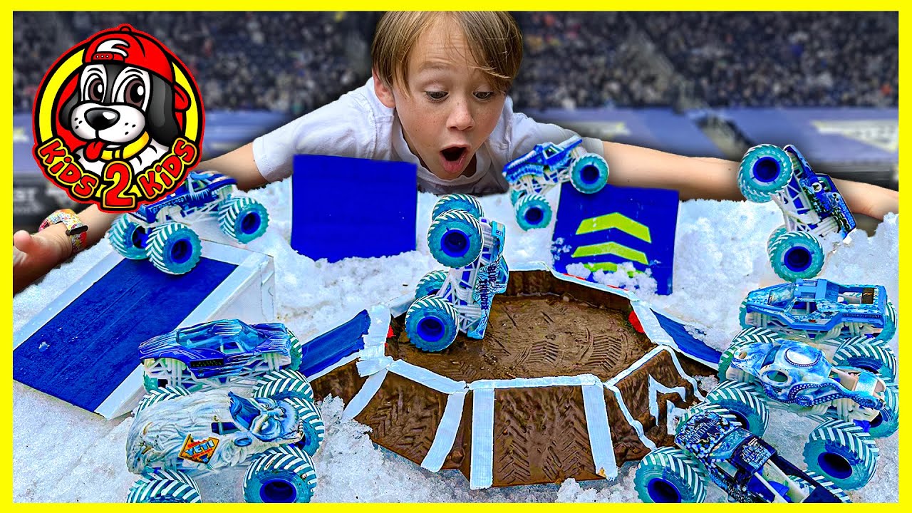 SUPER Monster Truck Toys SNOW COMPILATION 🌨 Obstacle Course, Racing ...