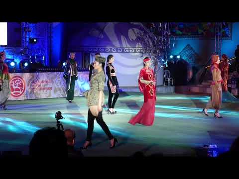 Gülnare Xelilova Fashion Show (Azerbaijan)