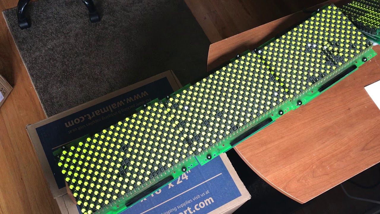 Got the sign to scroll (Day 7 with working Luminator sign) - YouTube