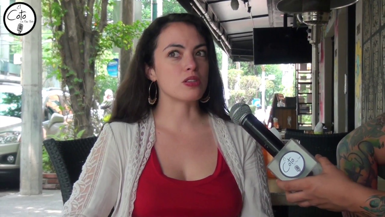 Lucia Gomez Robledo Las Despedidas en EL COTO con Momo Montes - YouTube