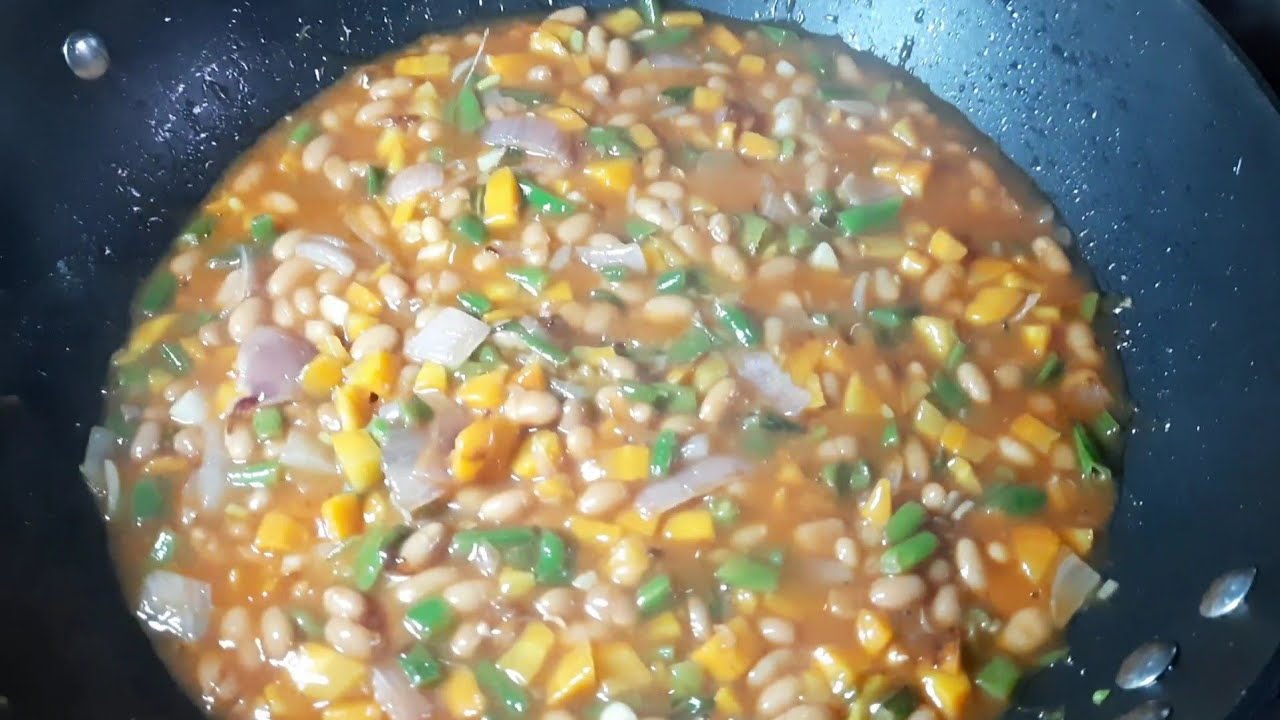 How to make your baked beans, for rice, yam, bread. #bakedbeans #yam # ...