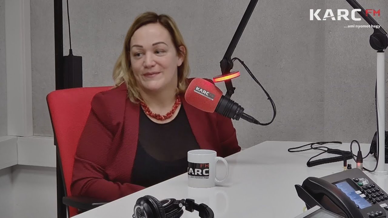 Élet a diszfunkcionális családban - Karc FM - YouTube