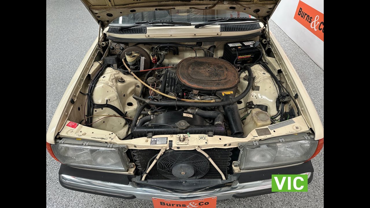 1984 Mercedes 230E - Engine Video - YouTube