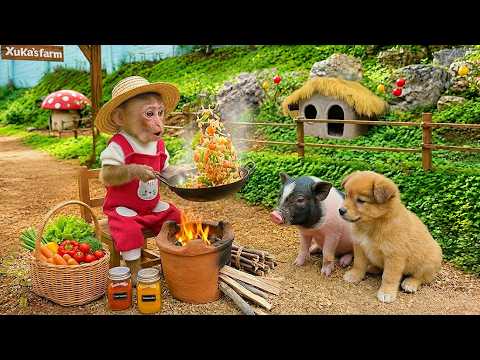 Cute monkey Xuka harvests fresh vegetables and cooks vegetable fried rice for friends