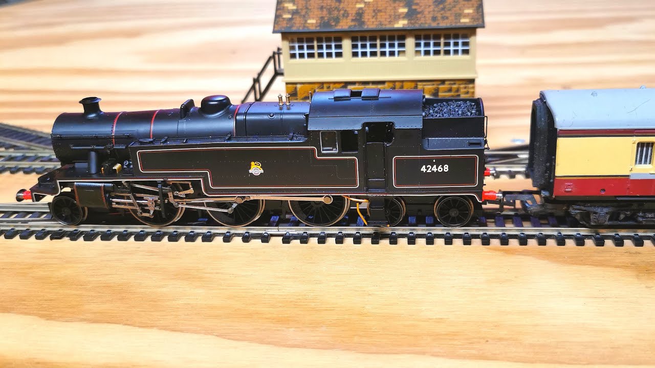 EX LMS STANIER 4P (4MT) WITH BR COACHES SHORT RUNNING SESSION - YouTube