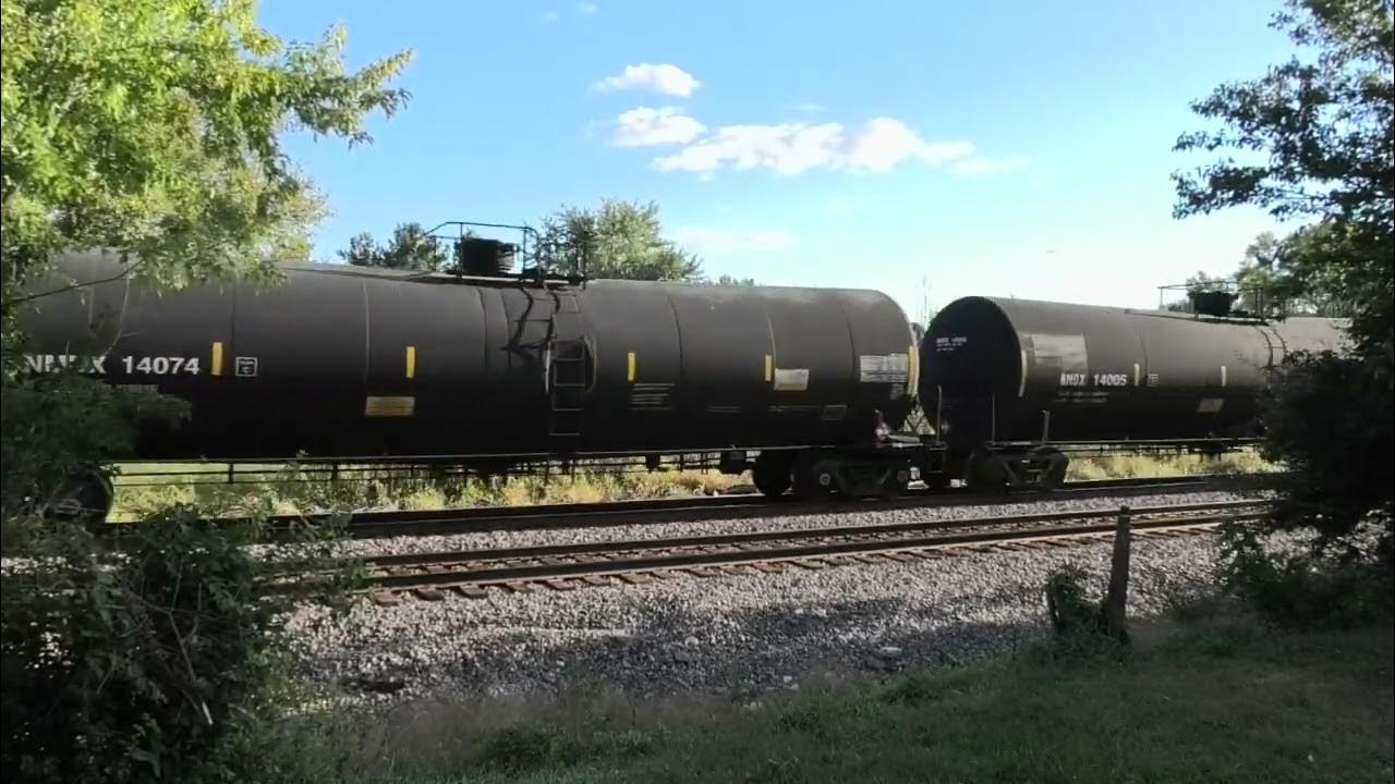 BNSF 7042 East in Wyanet, IL 10/7/22 - YouTube
