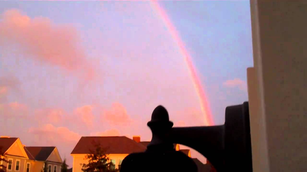 Double Rainbow. Shot 10-26-10 - YouTube