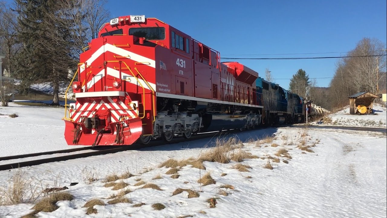 Newly Repainted Vermont Railway 431 over the Green Mountains - YouTube