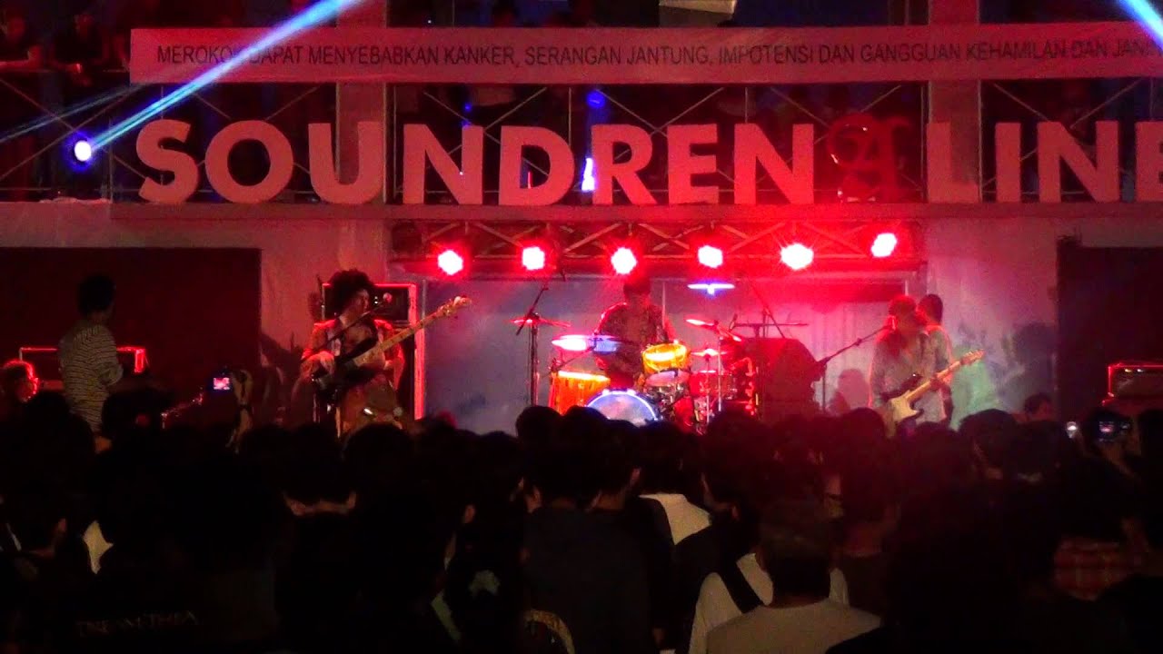 Gugun Blues Shelter @Soundrenaline 2012 - YouTube