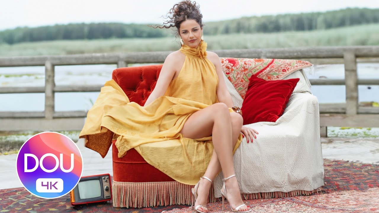 Duygu Soylu - Böyle İyi [feat. Erdem Sökmen & Özge Süelözgen] (4K Official Video) - YouTube