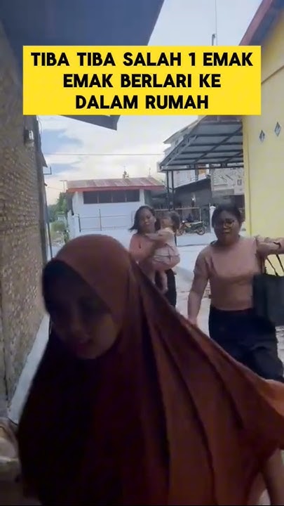 momen lucu ketika emak-emak tiba-tiba lari bikin ngakak ‼️‼️ #ngakak #lucu #kocak #emakemak # ...
