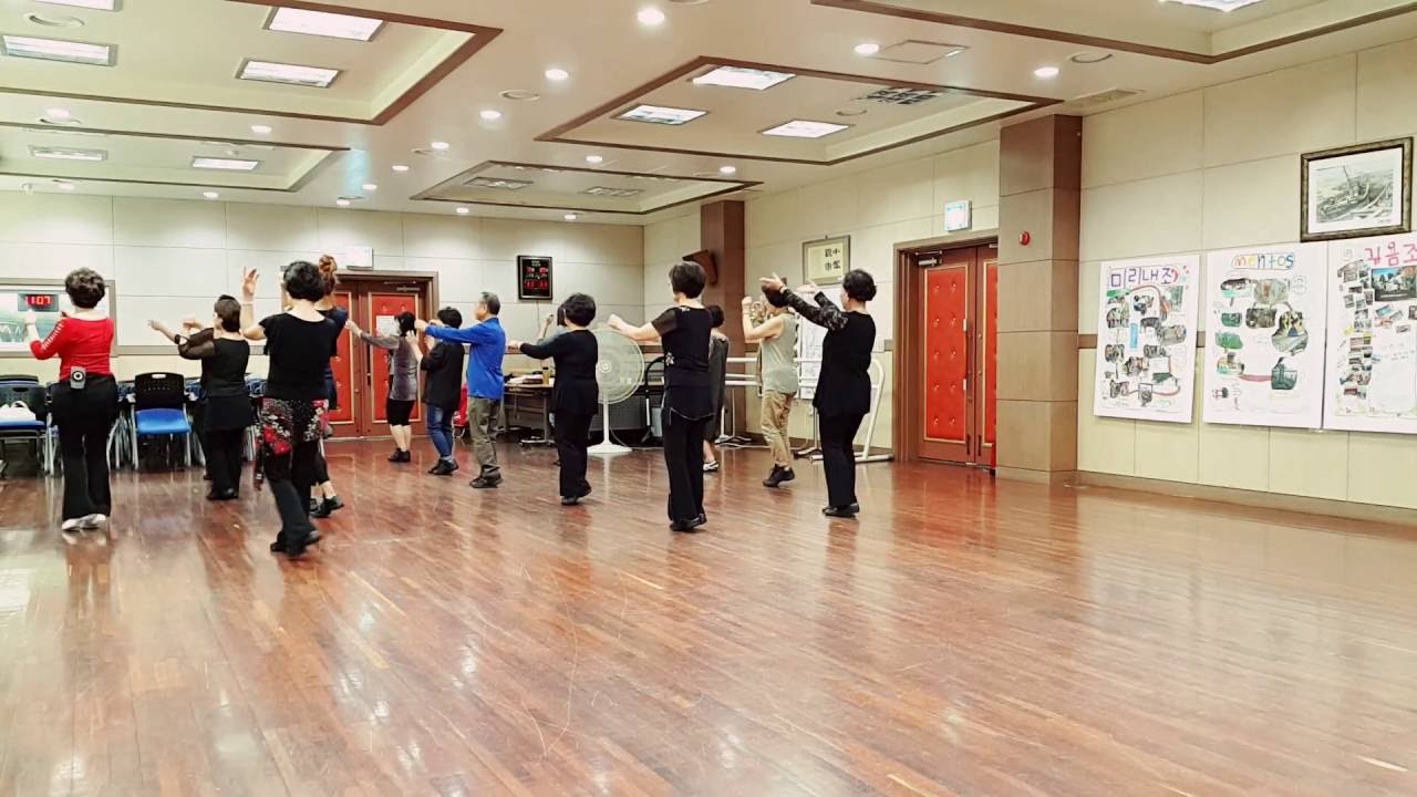 Someone Feels Like A Fool (Line Dance) Improver Waltz - YouTube