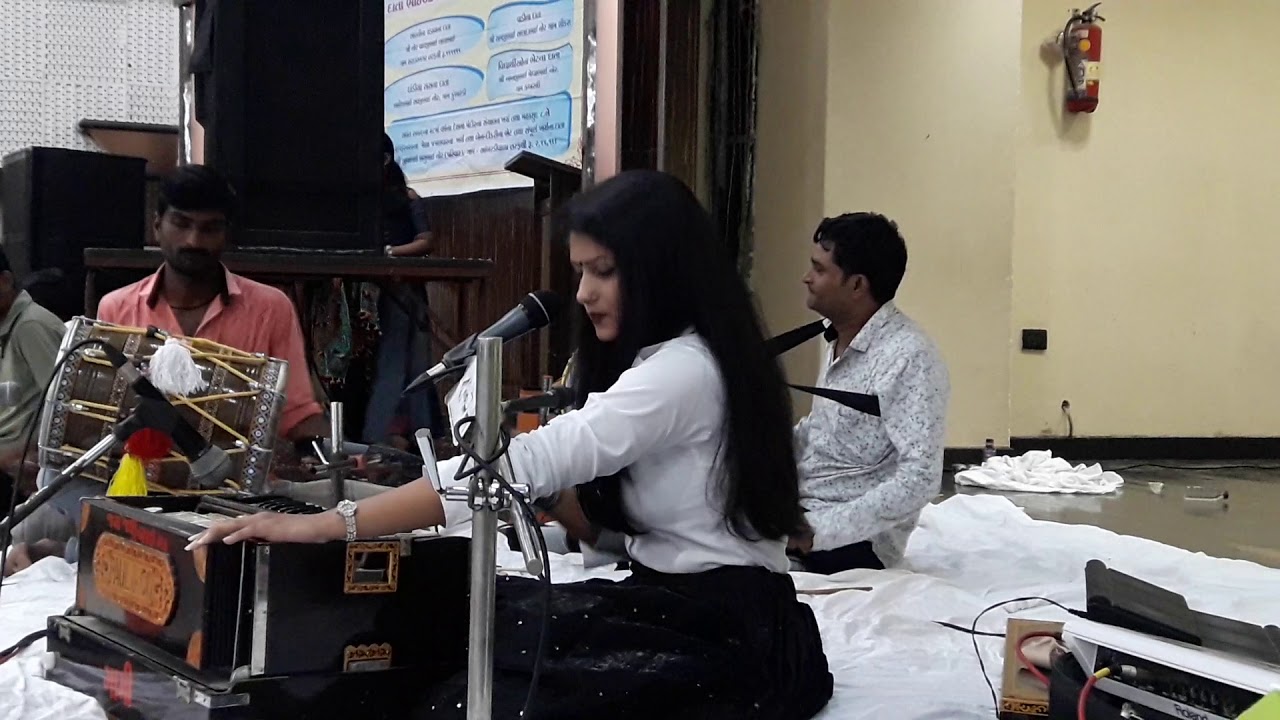 Ravina choudhari nor parivar - YouTube