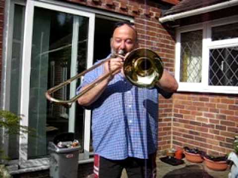 Edwards on the horn! - YouTube