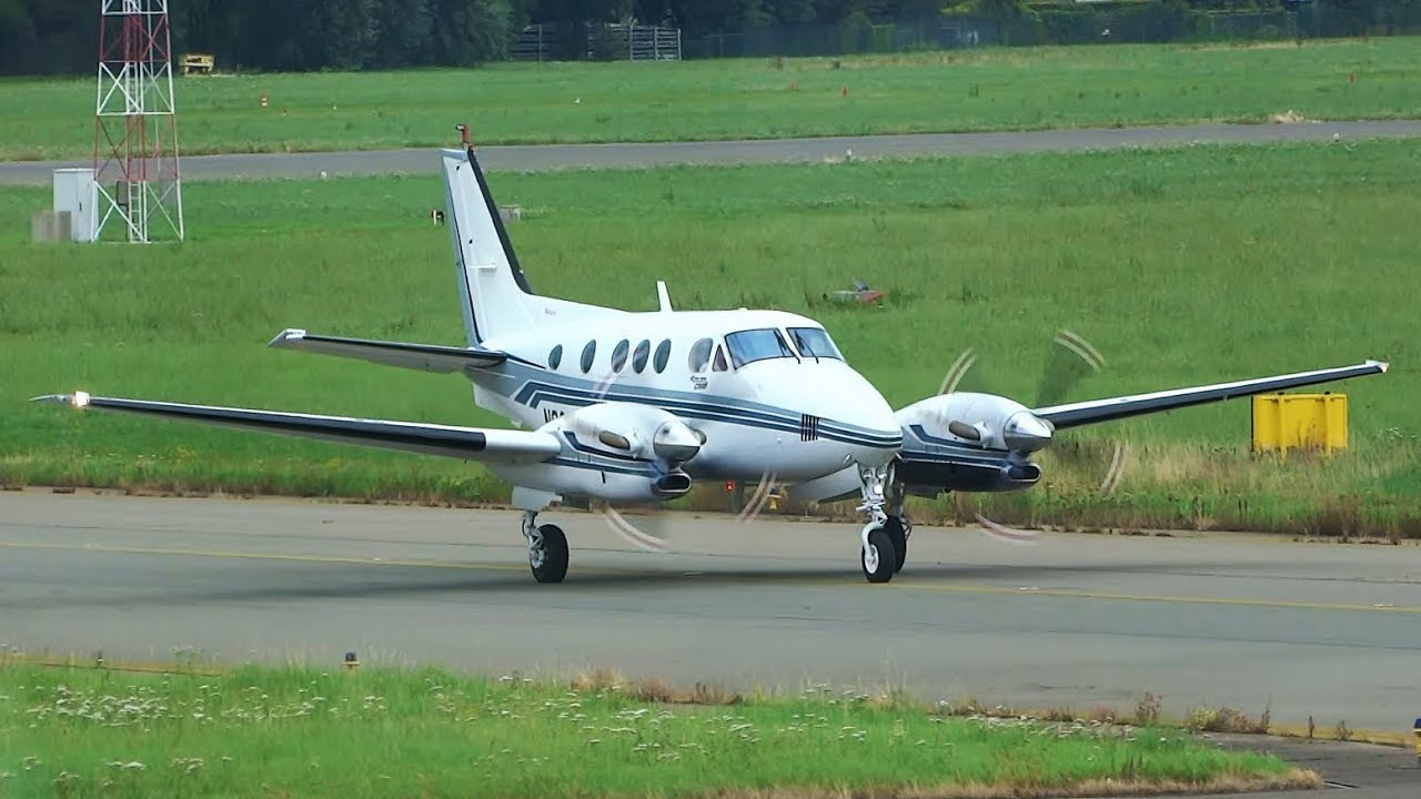 Beech C90A King Air | N925WW | Landing and Taxi at Antwerp Airport ...
