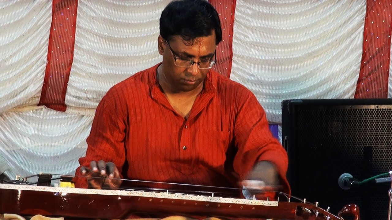 Chitra Veena Performance by N. Ravikiran - YouTube