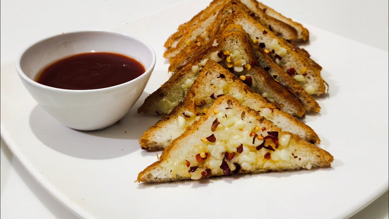 Bread chilli chess Toste # shorts# shorts video - YouTube
