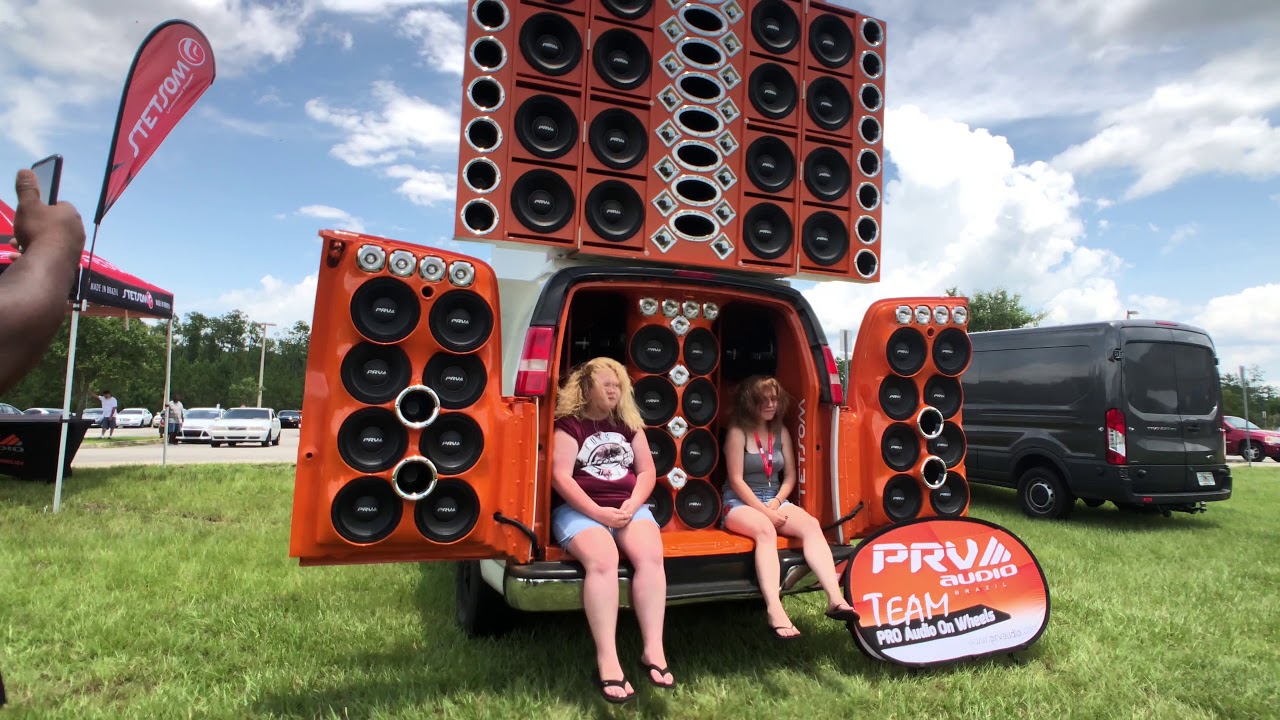 Rollin' Sounds Car Show - YouTube