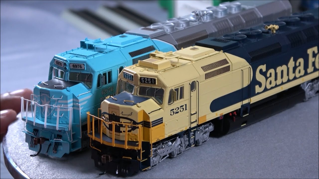 Athearn's SDP40F's, New Run with Tsunami 2! Genesis Line! - YouTube
