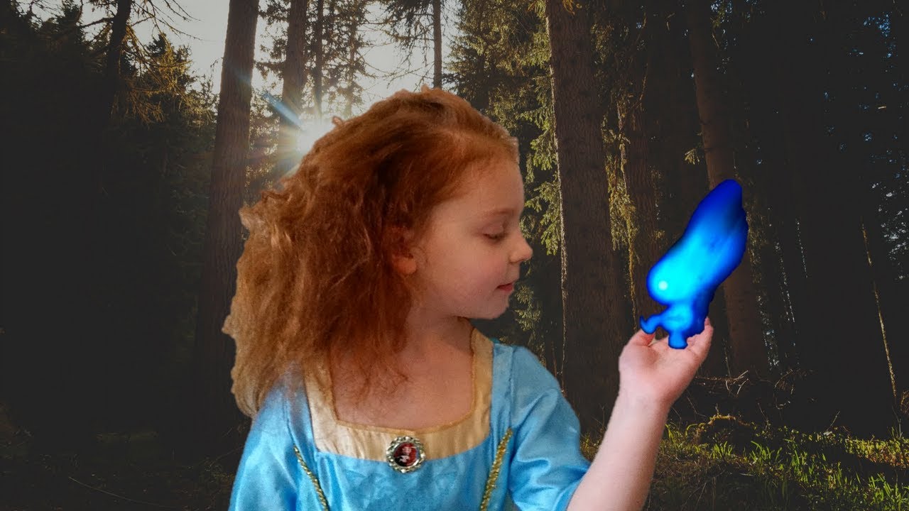 I am Merida | Brave Costume Review and Demo - YouTube