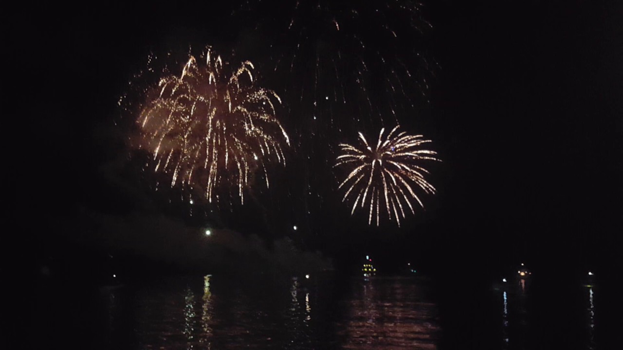 FIREWORKS KEMAH 2017 - YouTube
