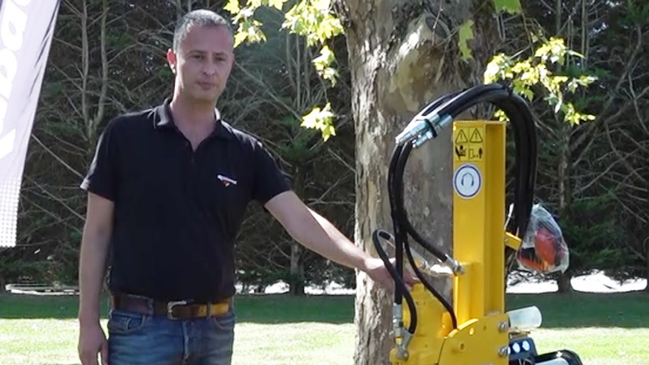 RABAUD : Machinery dedicated to adaptation on excavators - YouTube