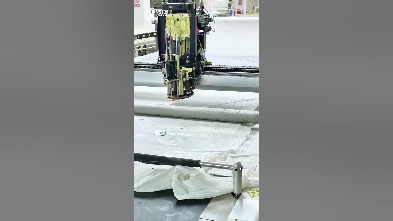 FABRIC AUTO CUTTER --Knitted garments cutting video#digitalcutter# ...