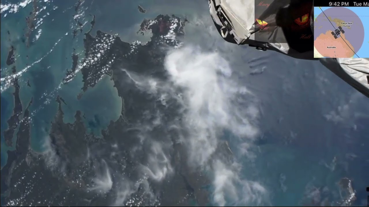 Time-Lapse View From the ISS Heading Over the Philippines on down to ...