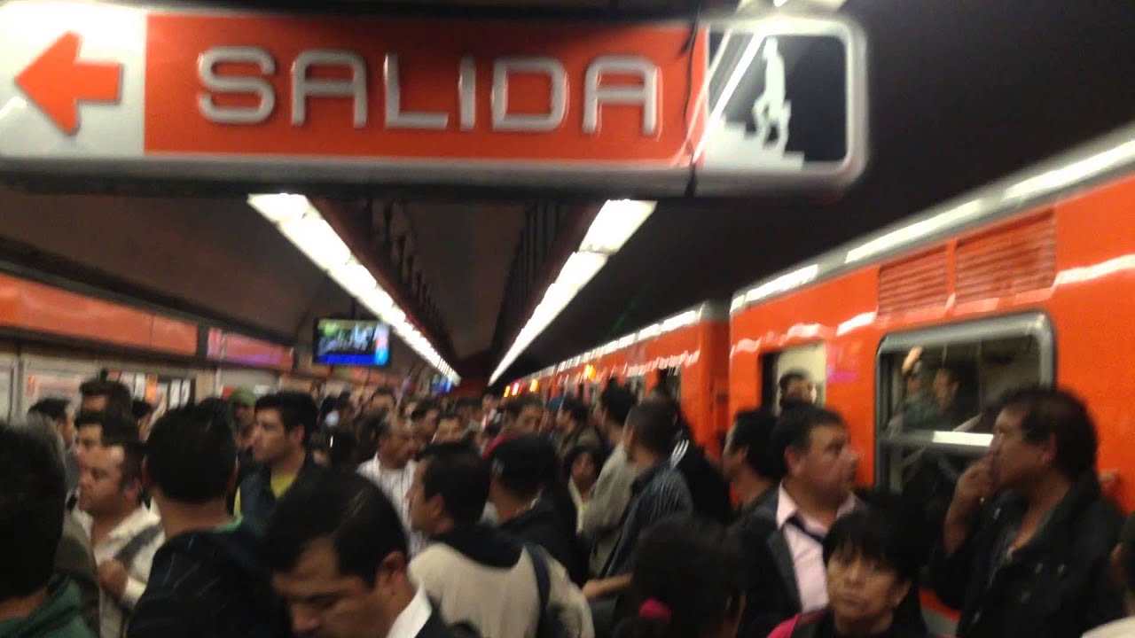 Fallas en Línea 7 Metro Polanco 2/septiembre/2014 - YouTube