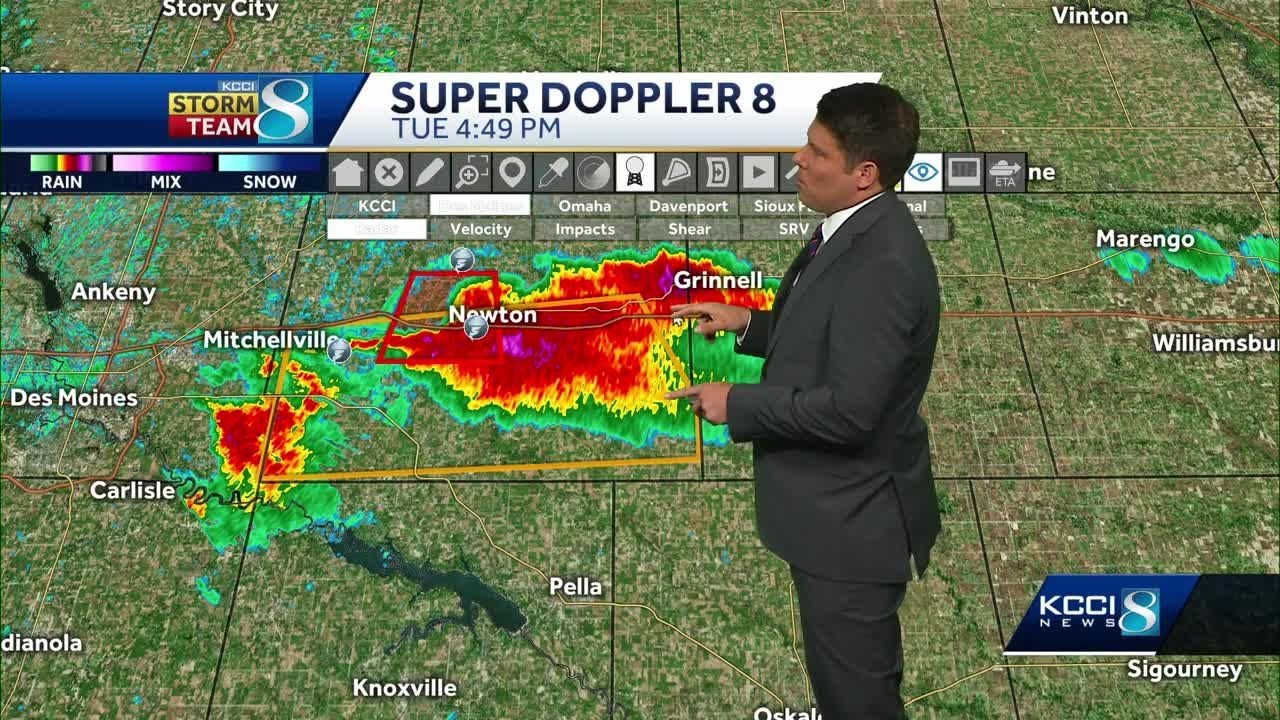 Iowa weather: Tornado warning issued for part of Jasper County - YouTube