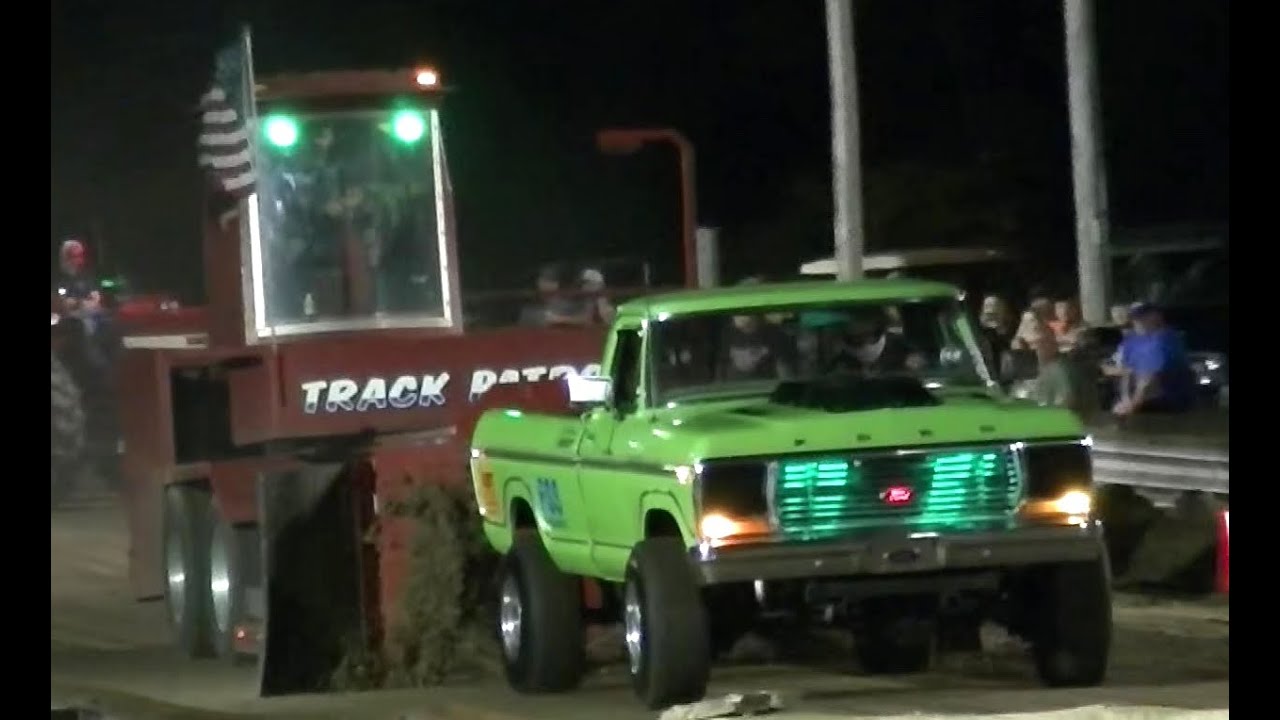 Truck Pulling | Improved/Pro Stock 4x4 Truck Pulling - YouTube