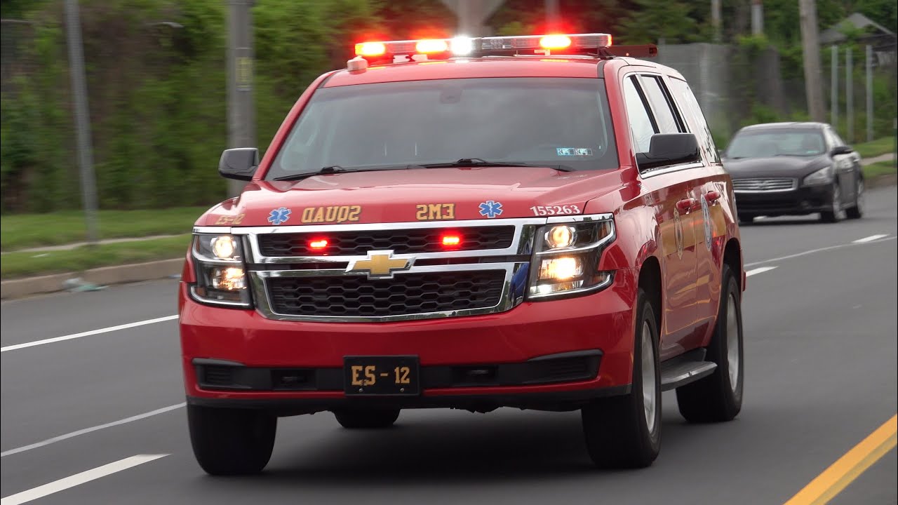 Philadelphia Fire Department ES-12 & Medic 7 Responding - YouTube