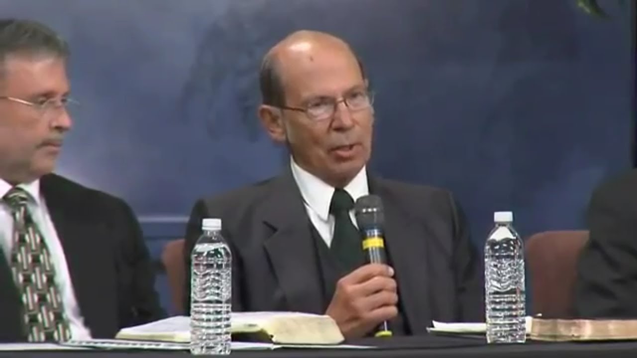 Pastor Dennis Priebe y otros - Preparándose para la cosecha. Mesa redonda. - Doblado ESPAÑOL ...