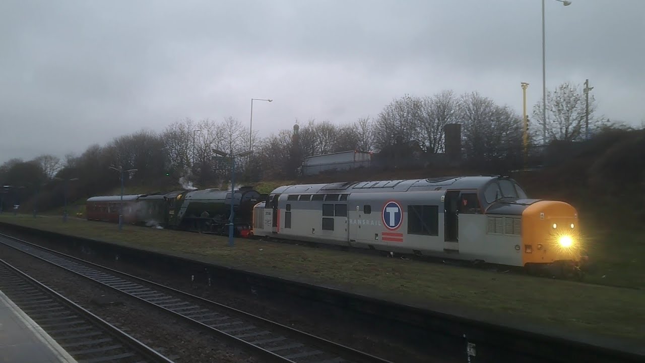 37240 & 60103 Flying Scotsman head into Tyseley Steam Trust at Small ...