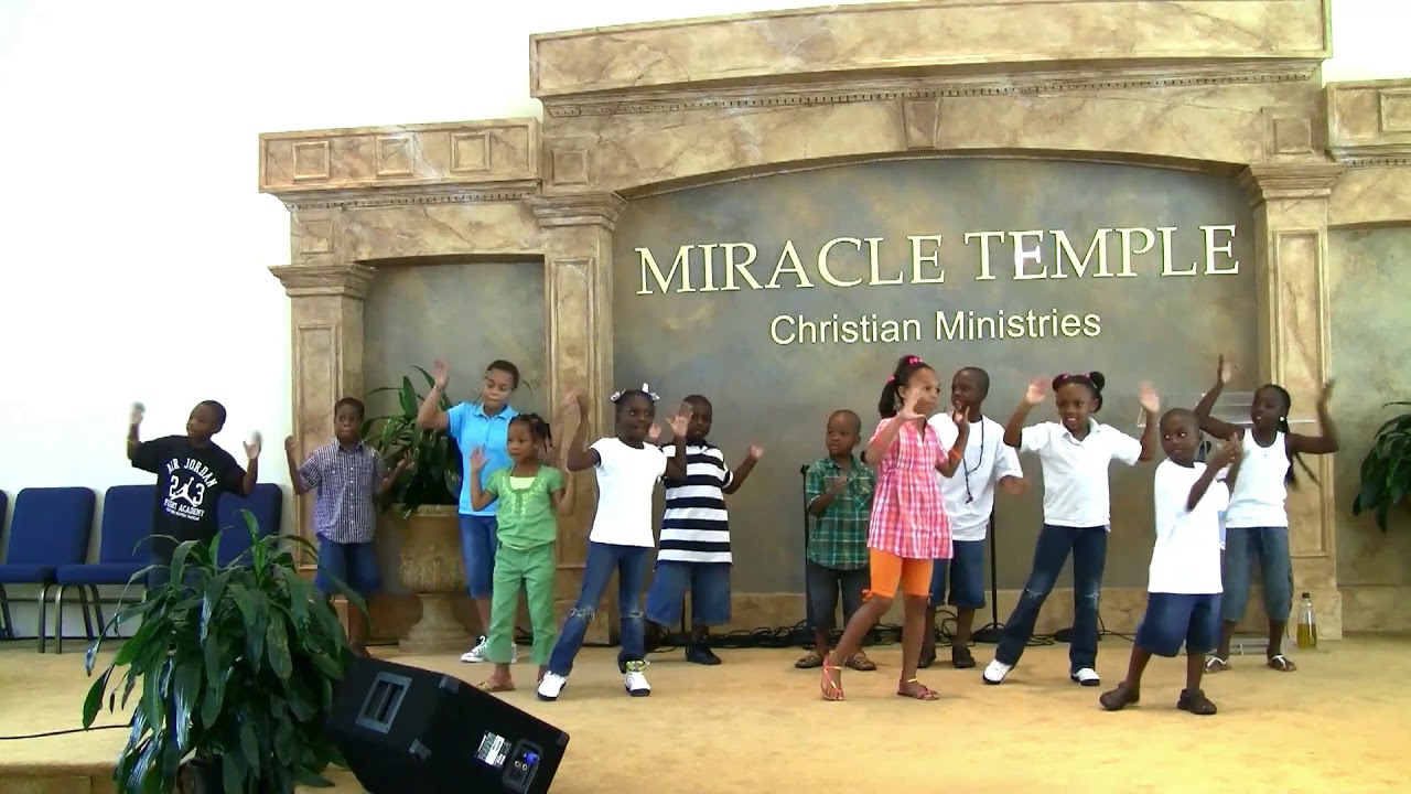 Youth Praise Dance - Everybody Clap Your Hands by Joshua's Troop - YouTube