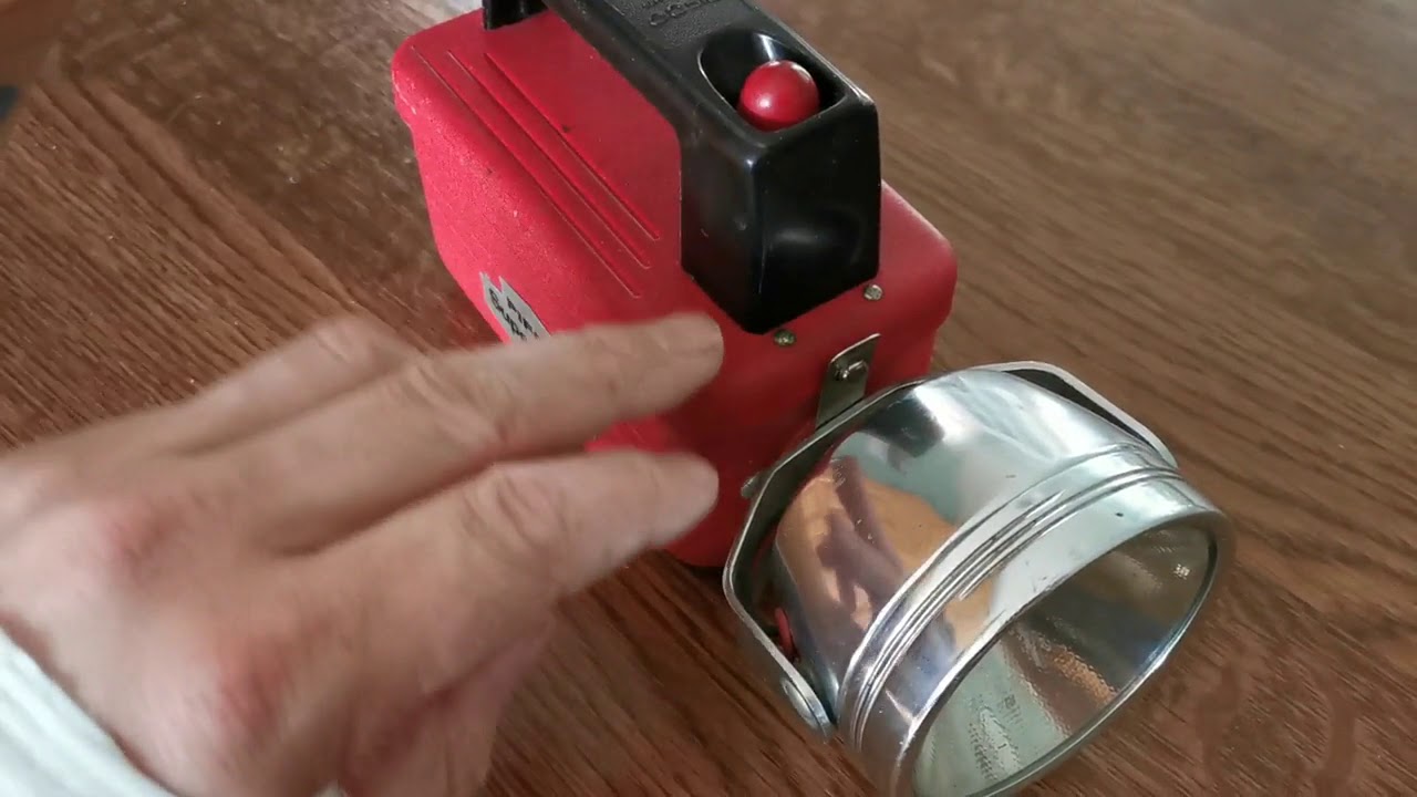 Pifco Superbeam vintage flashlight - YouTube