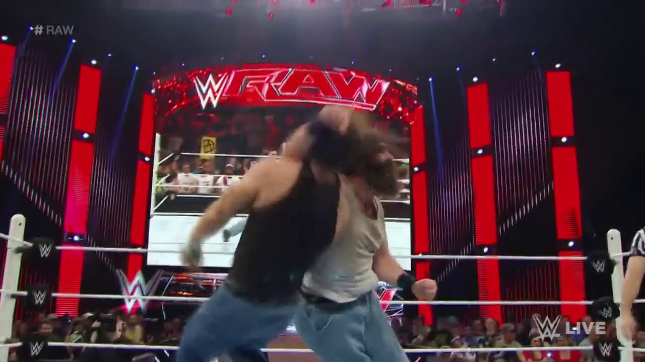 Luke Harper Discus Clothesline Dean Ambrose 8/10/2015 - YouTube