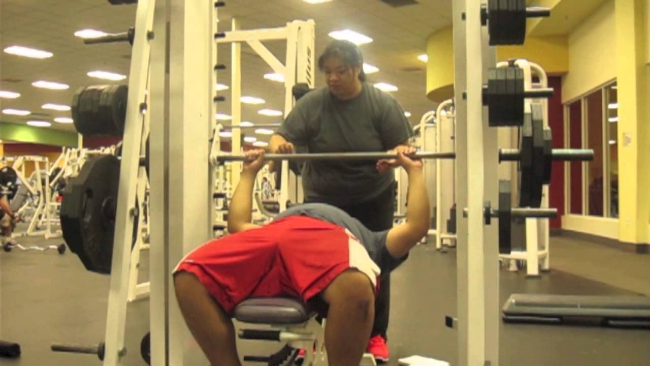 1 RM Bench Press Test.mov - YouTube