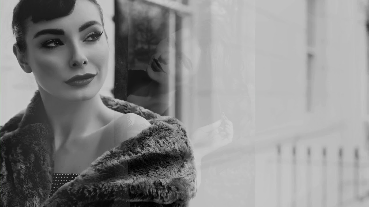 The Classic Beauties - YouTube