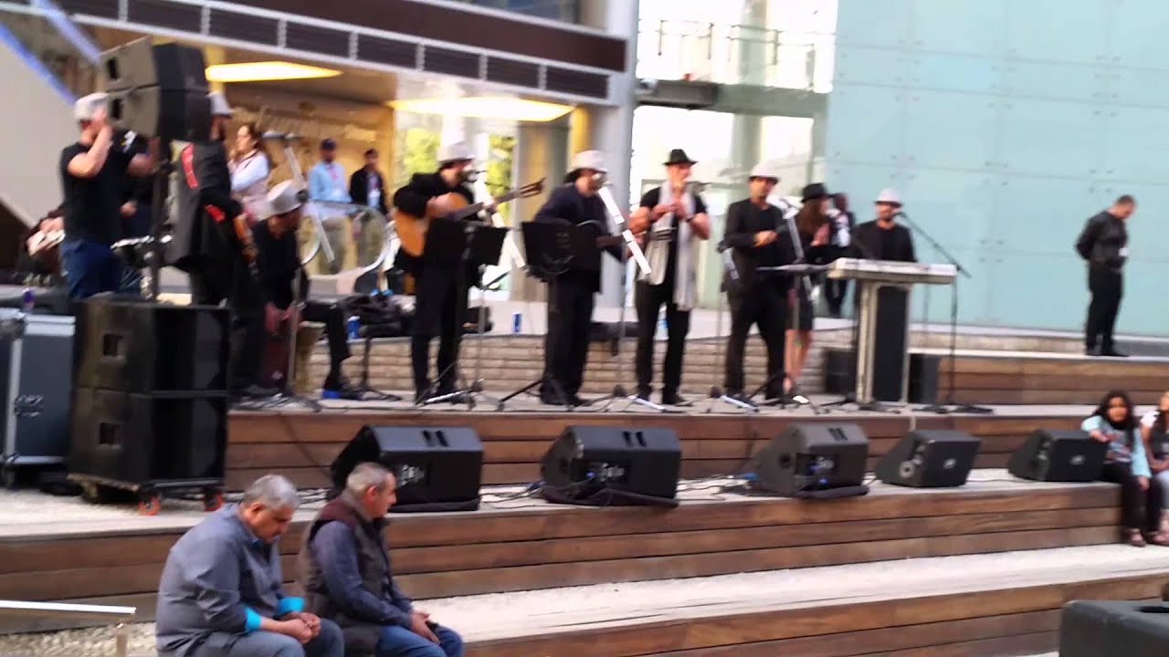 The boulevard band - YouTube