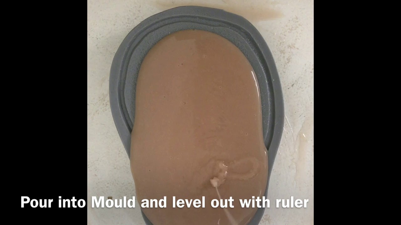 Stuart Bray's flat Mould fracture wound prosthetic - YouTube