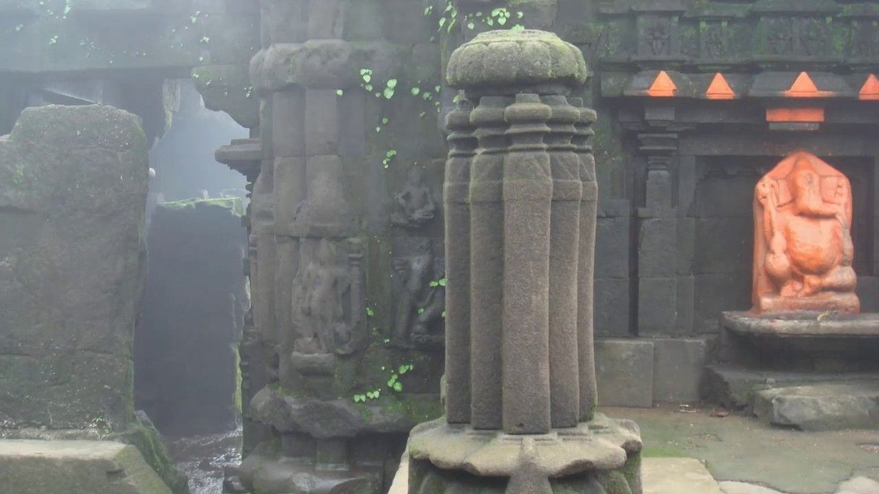 Harishchandra Gad temple in monsoon.. - YouTube