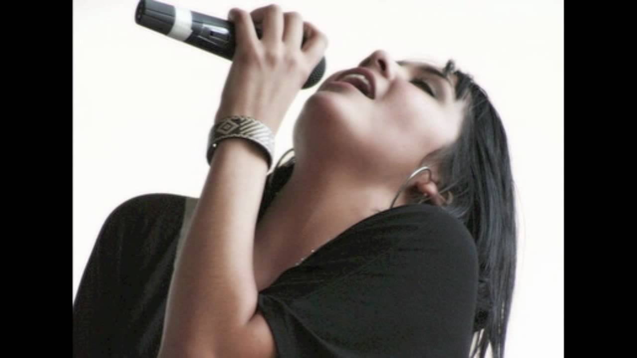 Yuridia en concierto - Como yo nadie te ha amado (En vivo) - YouTube Music