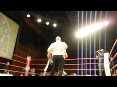 Darren Borg vs Mike Carter (round 3) - YouTube