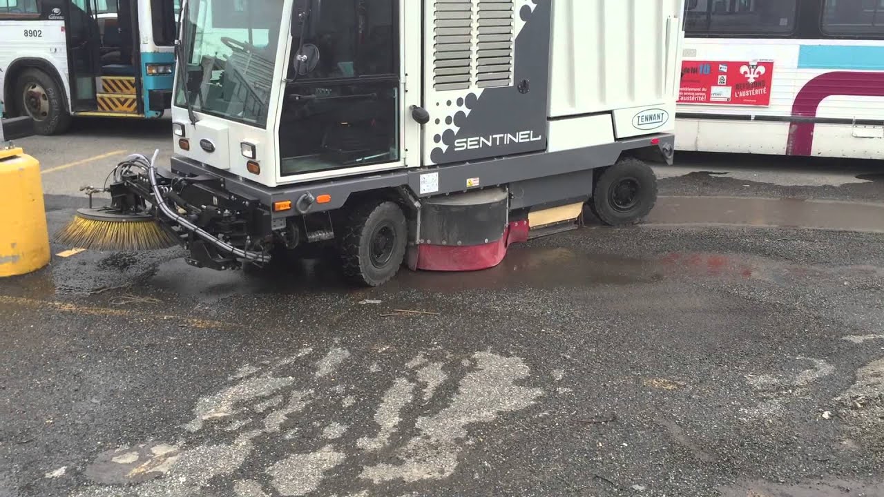 Tennant Sentinel 2015 - YouTube