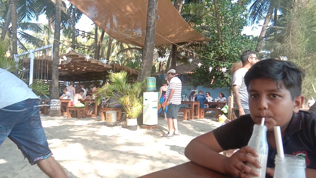 Burger Factory Goa Morjim Beach - YouTube