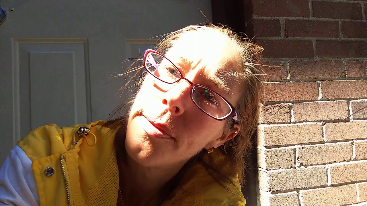 Yesterday's penguin lady 💓😘🔥💐 - YouTube