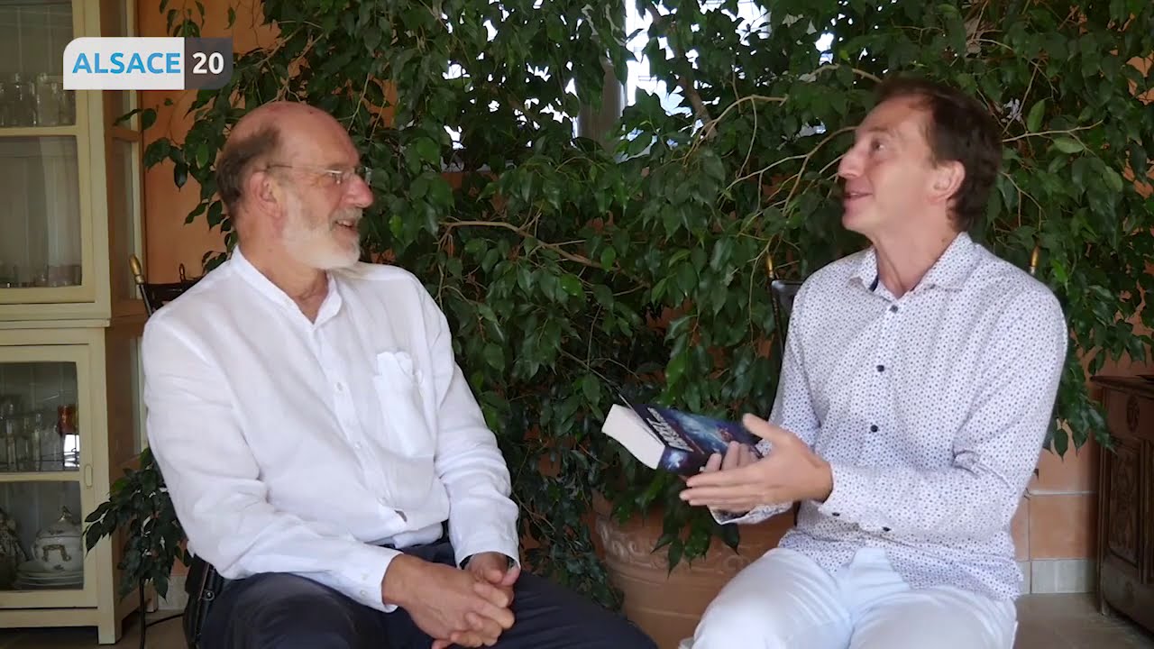 A la page - Rencontre avec Pascal Chabaud - YouTube