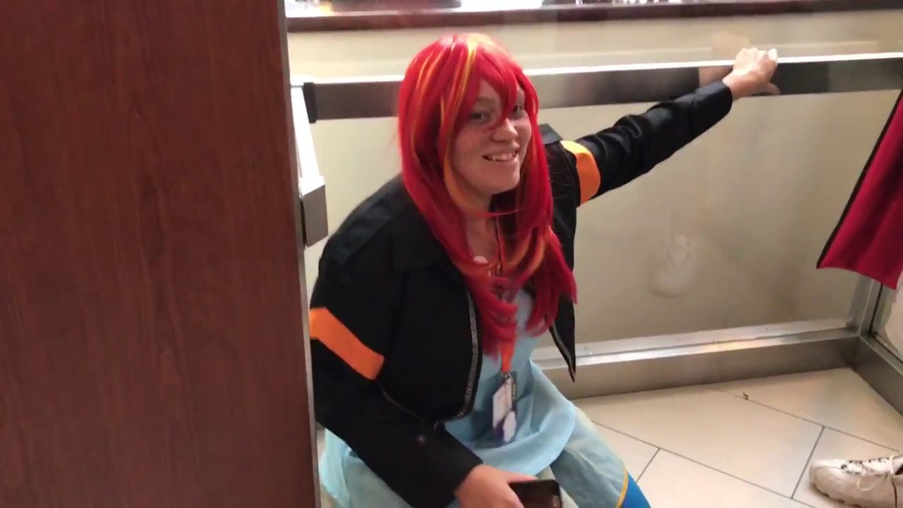 SUNSET vs ELEVATOR • BronyCon 2017 - YouTube