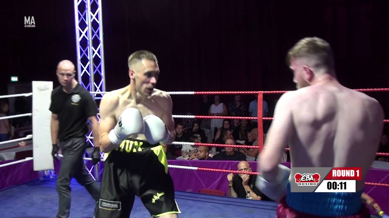 EBA 1st October 2016 - Richard Pike vs Steve Gull - YouTube